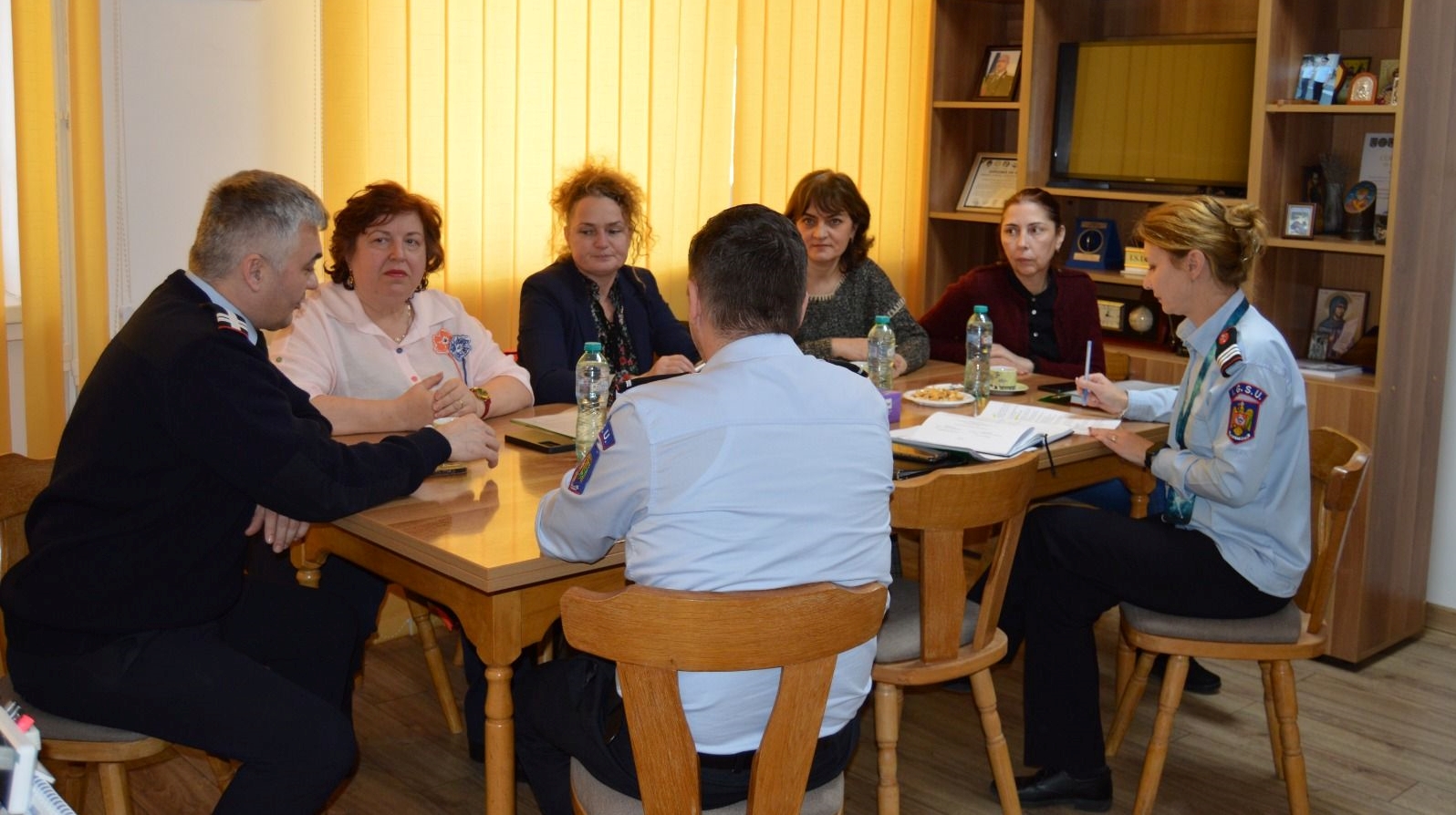 Peste 13.000 de solicitări în doar trei luni: Bilanțul „de foc” al ...